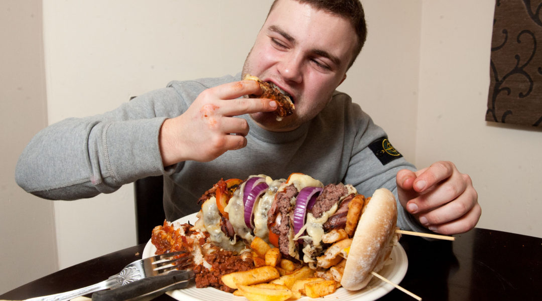 ¿Por qué comemos de más? El síndrome del cerebro hambriento - TVSana